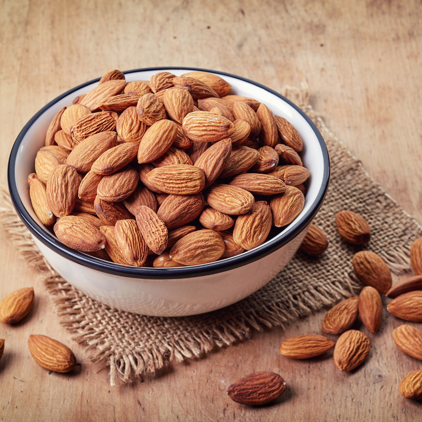 Raw Almonds | Fairfield Cheese Company